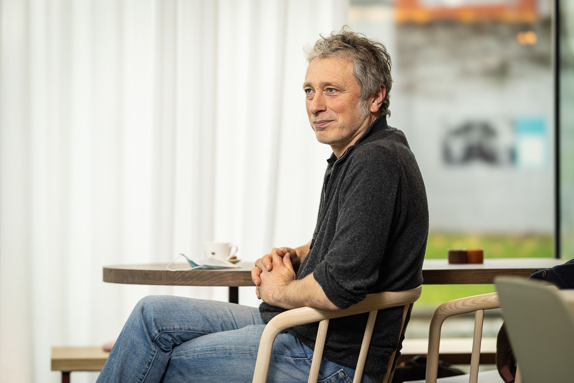 ‘Linkse en rechtse mensen zijn even onverdraagzaam’ | De Psycholoog